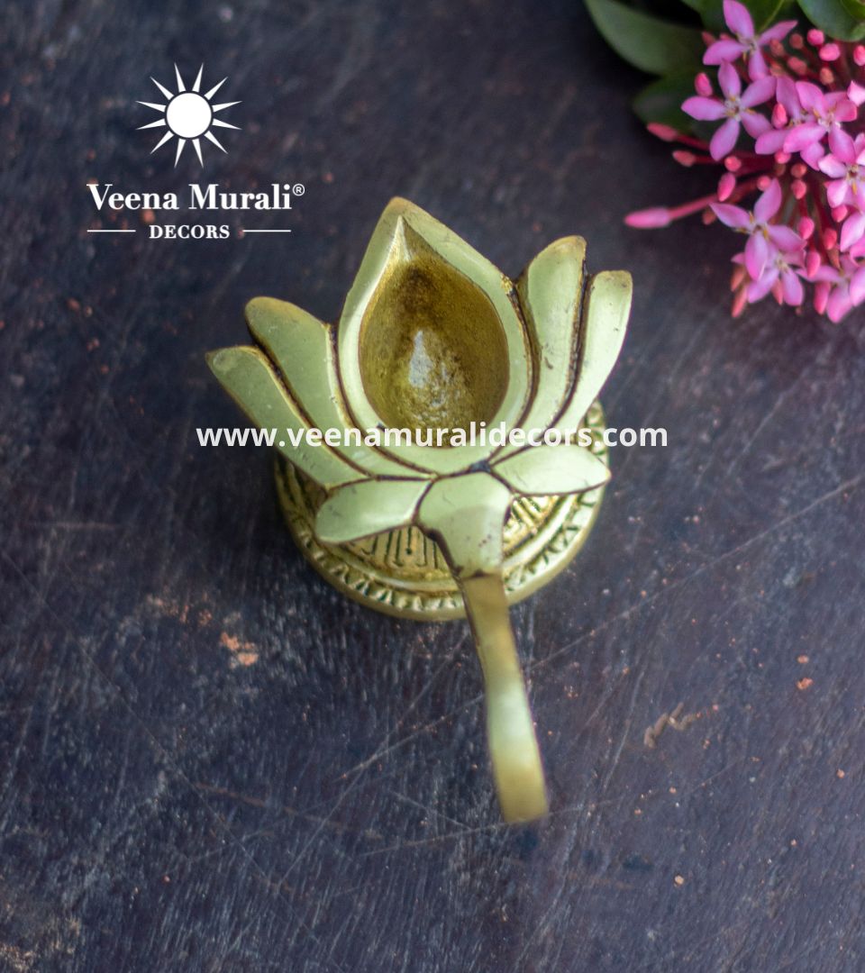 Lotus Shape Lamp 2 Inch – Brass Lamp Symbolizing Purity and Enlightenment