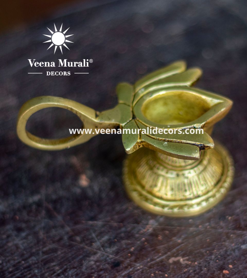Lotus Shape Lamp 2 Inch – Brass Lamp Symbolizing Purity and Enlightenment
