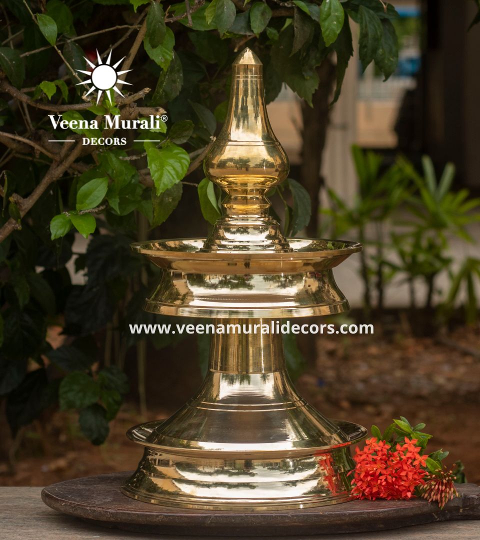 Traditional Nilavilakku Brass Temple Lamp | Divine Oil Lamp from Kerala