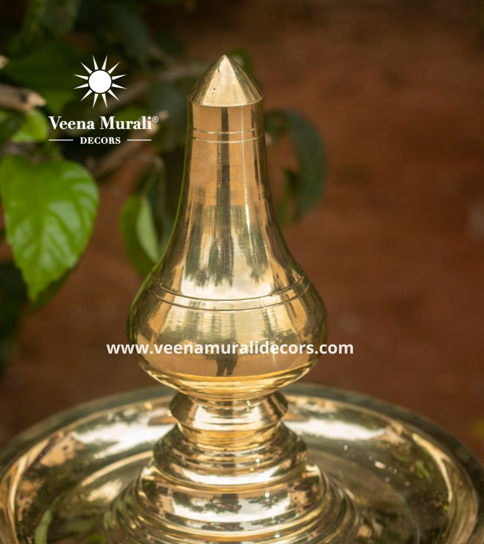 Traditional Nilavilakku Brass Temple Lamp | Divine Oil Lamp from Kerala